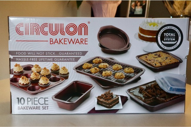 Bake To Perfection With The Circulon 10 Piece Nonstick Bakeware Set ...