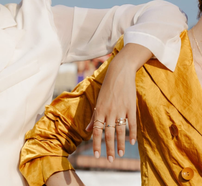 7 Sustainable Jewelry & Gift Options For The Eco-Conscious