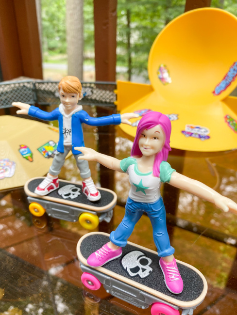 My Savvy review Of #Boneless Supercharged Shrunken Skateboarding Sets!