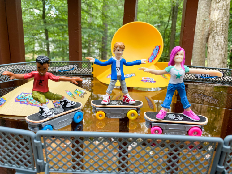 My Savvy review Of #Boneless Supercharged Shrunken Skateboarding Sets!