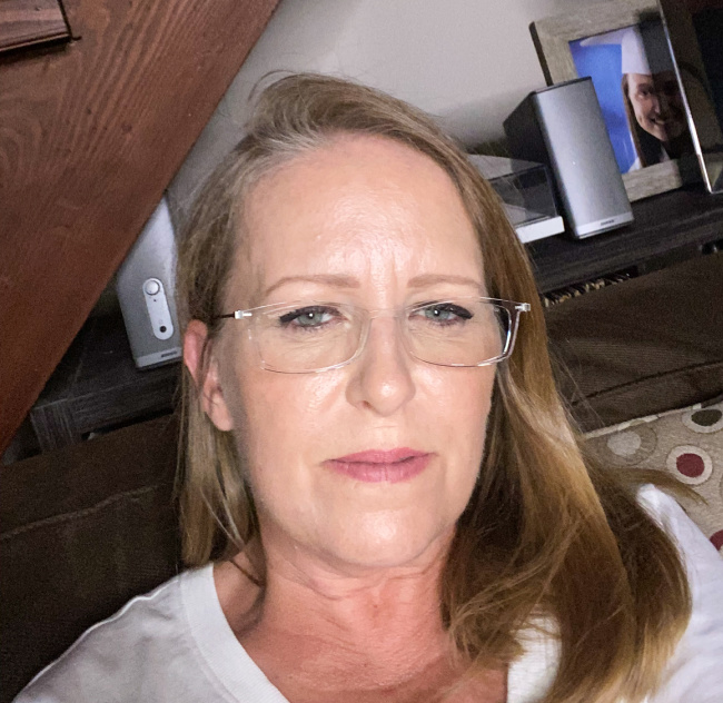 Protect Your Eyes With Thin Optics & Their Blue Light Blocker Reading ...