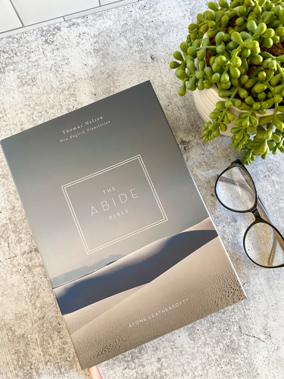 My Savvy Review Of The Abide Bible PLUS A Giveaway! #AbideBibleMIN # ...
