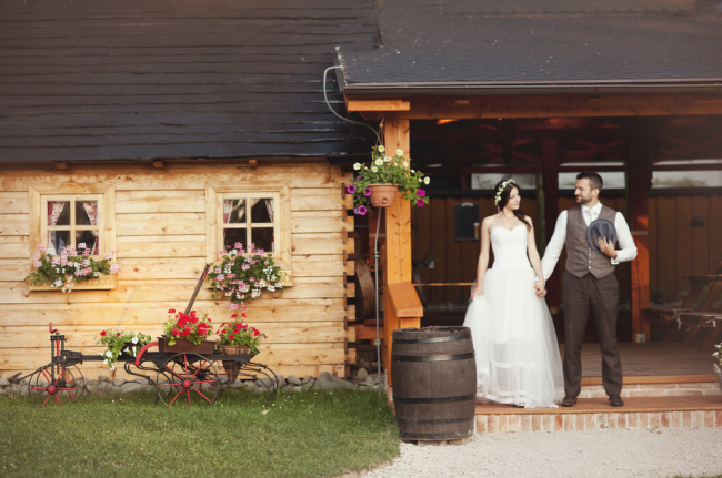 Four Unique & Quirky Ways to Personalize Your Country Wedding