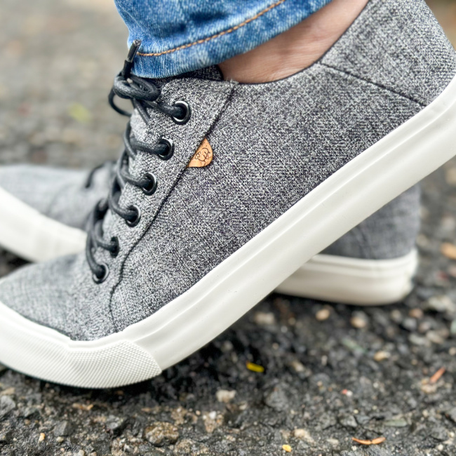 Live Confidently & Stylishly With Shoes from LâMO Footwear!
