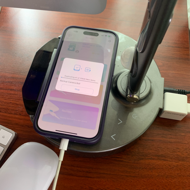 Backup Photos, Videos & More With The Qubii Duo Auto-Backup Device!