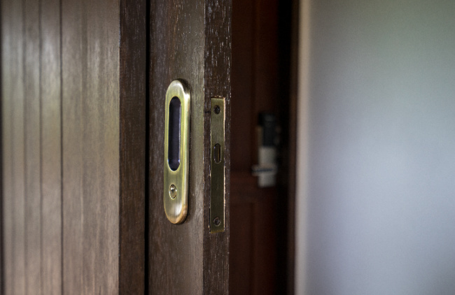 Smart Locks: Revolutionizing Home Entry Systems for Enhanced Safety and ...