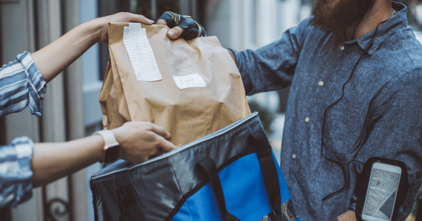Late-Night Alcohol Delivery: A Party Saver