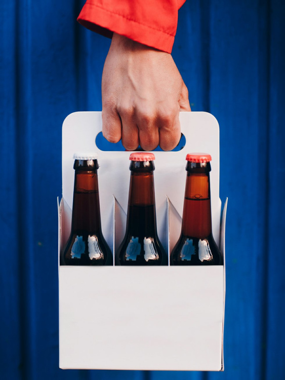 Late-Night Alcohol Delivery: A Party Saver
